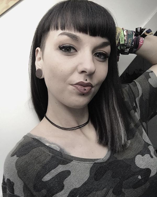 Medusa Piercing - [60+ Ideas] and Complete Guide - RightPiercing